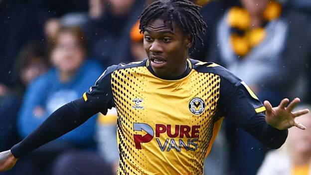 Thierry Nevers: Bradford City sign West Ham United winger on loan - BBC ...