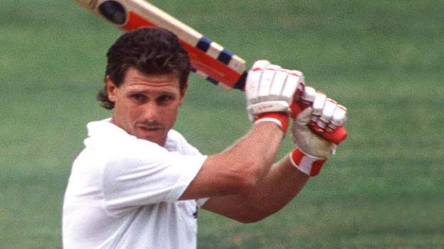 Robin Smith: Former Hampshire and England batsman reflects on life ...