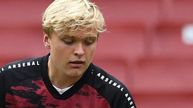 Matt Smith: Swindon Town sign teenage midfielder on loan from Arsenal ...