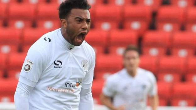 Jordan Cranston: Cheltenham Town sign Gateshead defender - BBC Sport
