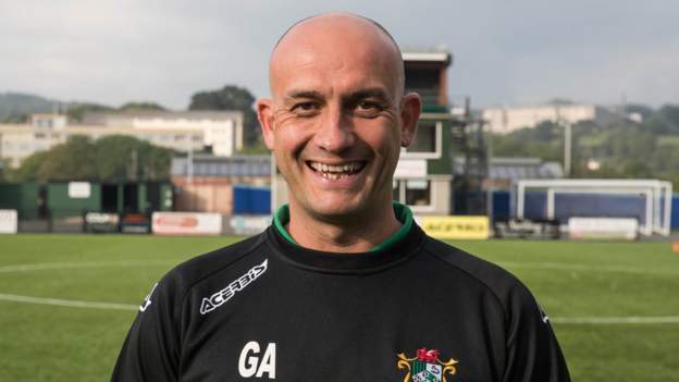 Aberystwyth Town: Club legend Gavin Allen steps down as manager - BBC Sport