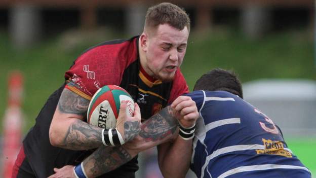 Saracens sign RGC prop Sam Wainwright - BBC Sport