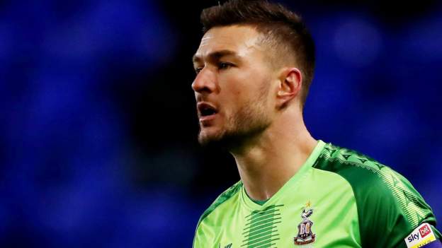 Richard O'Donnell: Bradford goalkeeper out with thigh injury - BBC Sport