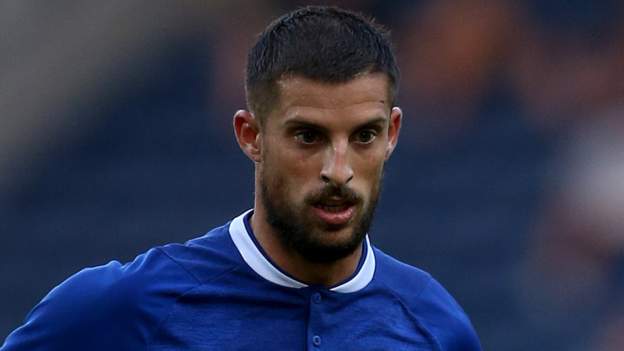Everton's Kevin Mirallas to make Fiorentina loan move - BBC Sport