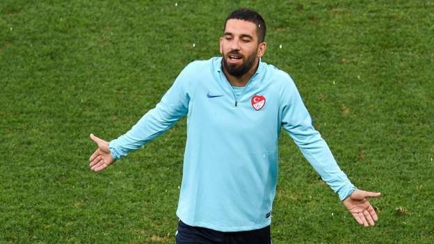 Arda Turan: Barcelona midfielder announces Turkey retirement after ...