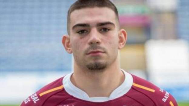 Jacob Beer: Cornwall sign Italian forward after Hunslet exit - BBC Sport