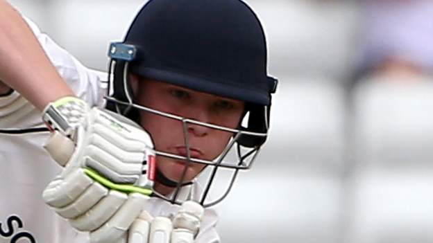 Dan Mousley: Warwickshire's England Under-19s batsman signs new deal ...