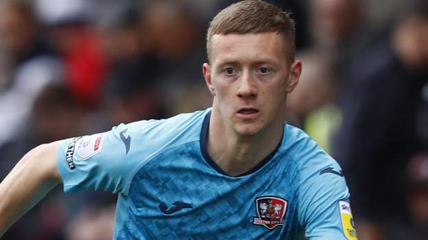 Jay Stansfield: Exeter City relief over knee injury prognosis - BBC Sport