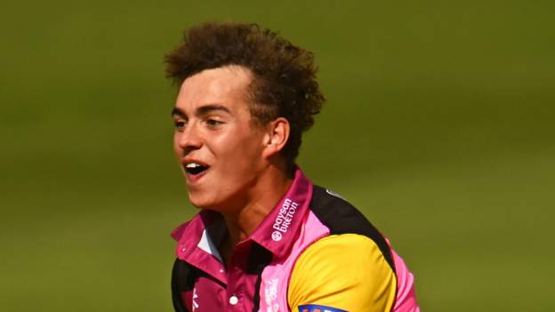 Josh Thomas: All-rounder signs first deal with Somerset until 2025 ...