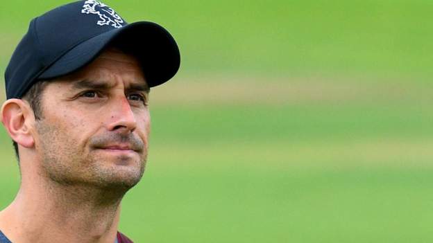 Jason Kerr: Somerset head coach signs new contract - BBC Sport