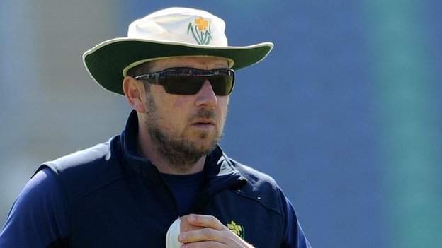 Robert Croft takes over as Glamorgan coach - BBC Sport