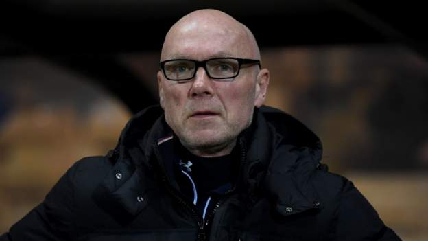 Neil Aspin: Port Vale manager signs extended two-and-a-half year ...