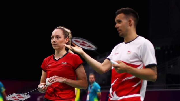 Commonwealth Games badminton: England unbeaten heading into quarter ...