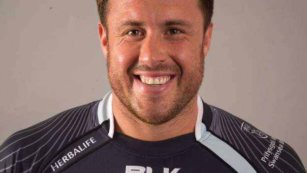 Cai Griffiths: Ospreys prop joins Italian side ASR Milano - BBC Sport