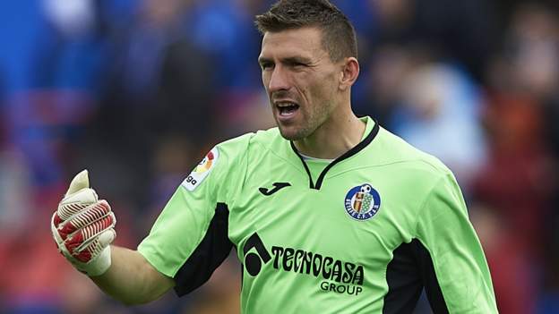 Vicente Guaita: Crystal Palace sign Getafe goalkeeper on three-year ...