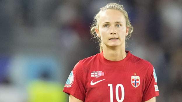 Norway and Barcelona's Caroline Graham Hansen takes international break ...