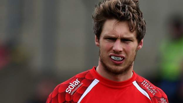 Nick Reynolds: Newcastle Falcons sign London Welsh centre - BBC Sport