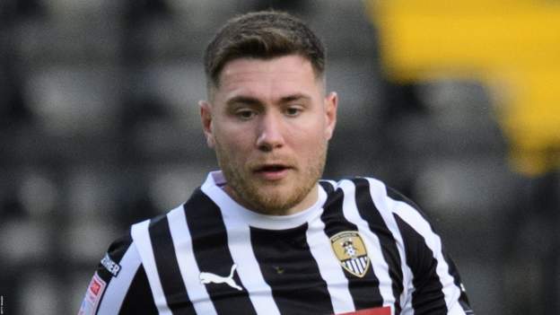 Cedwyn Scott: Notts County forward suffers knee injury - BBC Sport