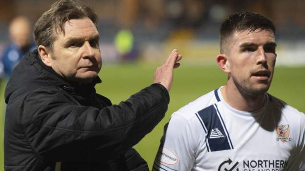 Dundee 0-0 Alloa Athletic: Neil Parry saves deny Dark Blues - BBC Sport