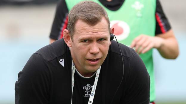 WXV 1: Ioan Cunningham names Wales training squad for inaugural ...