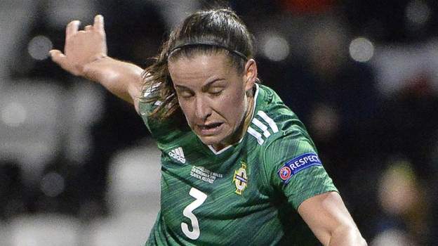 Demi Vance: Northern Ireland midfielder makes switch to Rangers - BBC Sport