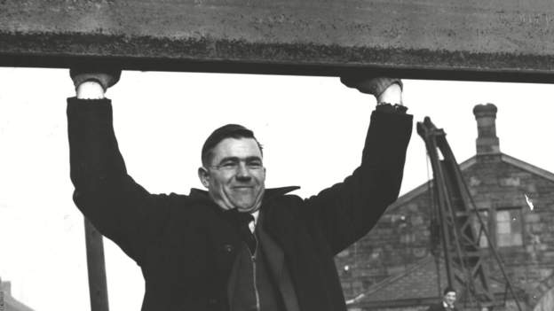 Former Wales and British and Irish Lions international John Faull dies ...