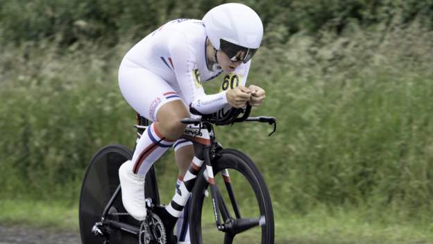 Hayley Simmonds: PhD and British time trial champion - but not at Rio ...
