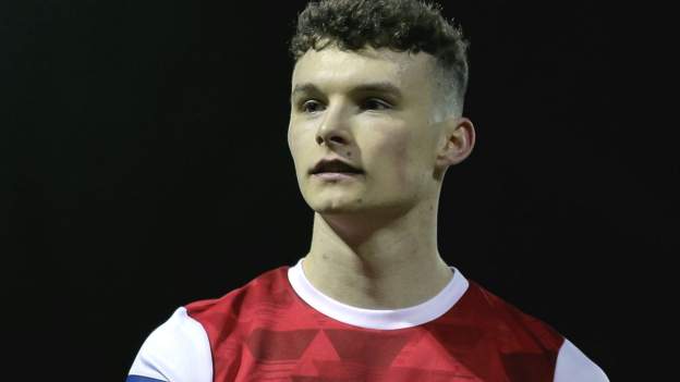 Luke McNally: Oxford United sign defender from St Patrick's Athletic ...
