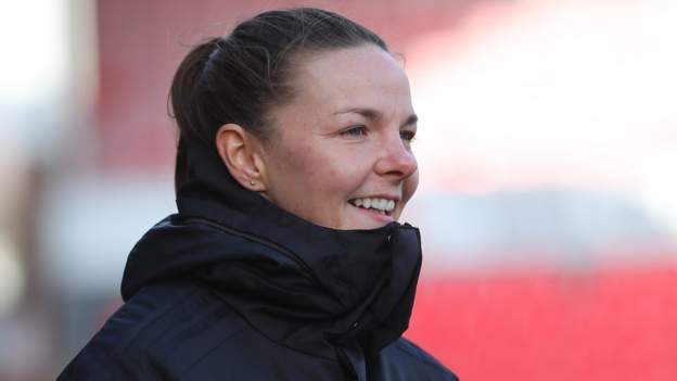 Loren Dykes: Wales centurion retires from playing - BBC Sport