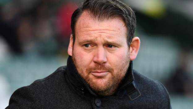 Darren Sarll: Yeovil chairman Scott Priestnall offers 'full support' to ...