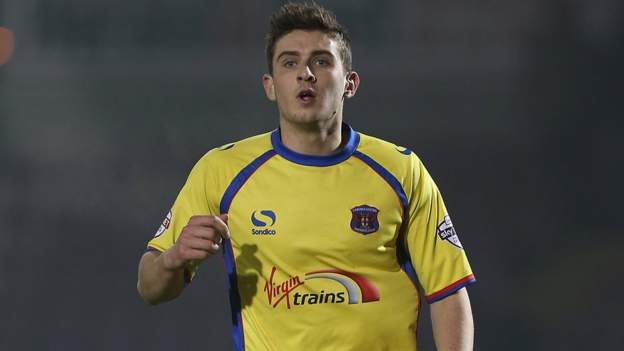 Barrow AFC: Stephen Rigg and Liam Hearn join club on loan - BBC Sport