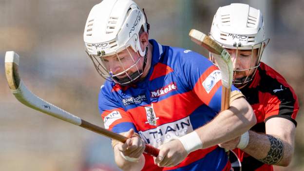 Shinty: Champions Kingussie beat Oban Camanachd to go third - BBC Sport