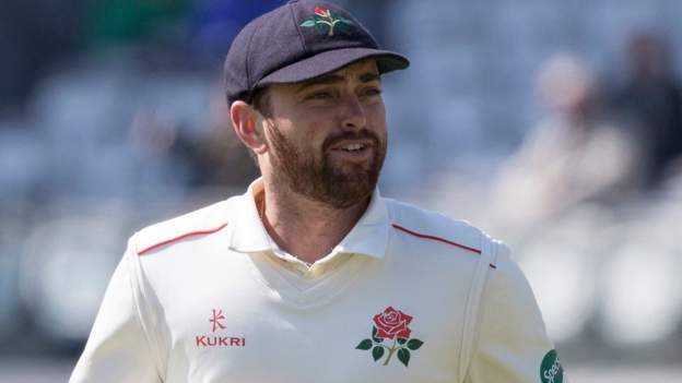 Stephen Parry: Lancashire spinner leaves Old Trafford after 16 years ...