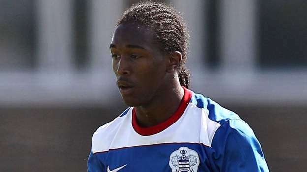 Gianni Crichlow: QPR winger joins Torquay United on loan - BBC Sport