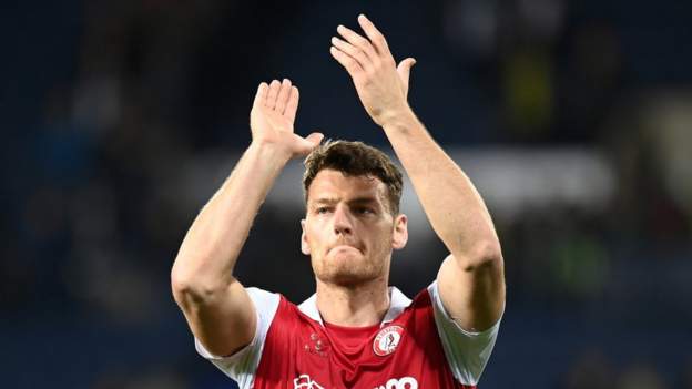Chris Martin: QPR sign ex-Bristol City striker until end of season ...