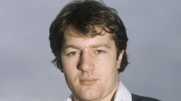 Gary Callander: Former Scotland captain dies aged 62 - BBC Sport