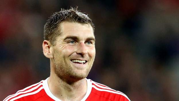 Sam Vokes: Wales forward hopes for better luck against Republic of ...