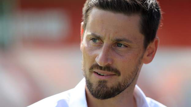 Anthony Limbrick: Woking part company with boss - BBC Sport
