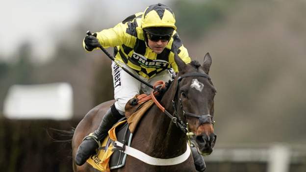 Shishkin returns to winning ways with Ascot Chase victory - BBC Sport