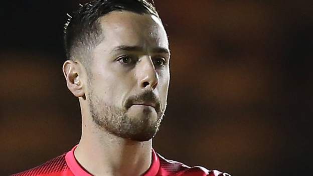 Plymouth Argyle: Goalkeeper Remi Matthews rejoins on loan from Norwich ...