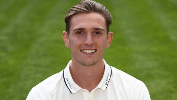 Harry Podmore: Derbyshire sign Middlesex seamer on 28-day loan - BBC Sport