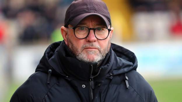 Gary Johnson: Torquay United boss wants to stay even in Gulls are ...