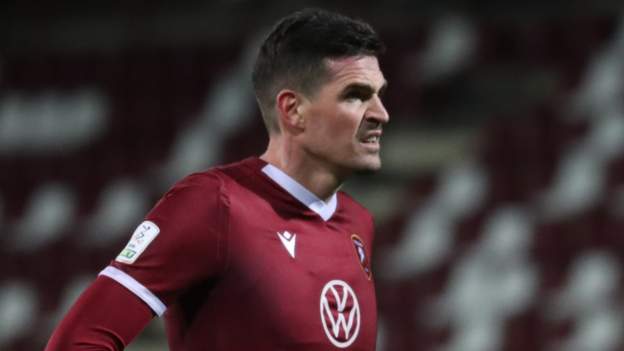 Kyle Lafferty: Northern Ireland striker leaves Serie B side Reggina ...