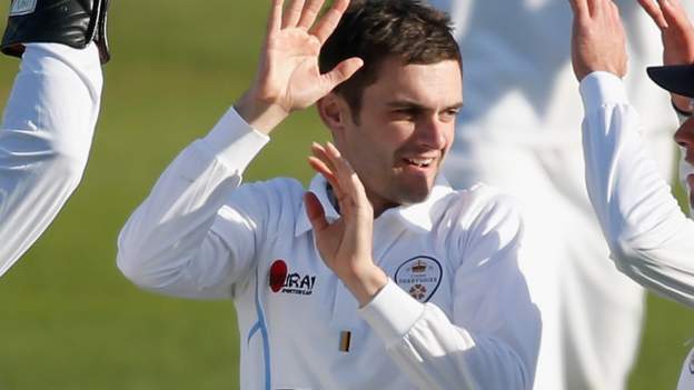 David Wainwright: Hampshire sign spinner as cover for Somerset clash ...