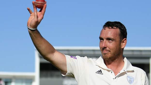 County Championship: Kyle Abbott stars as Hampshire beat Somerset - BBC ...