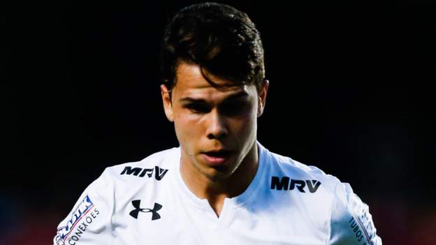 Felipe Araruna: Reading sign Brazilian midfielder from Sao Paulo - BBC ...