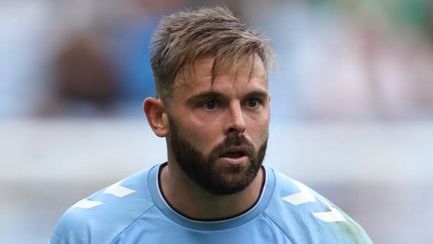 Coventry City 1-1 Luton Town: Matt Godden penalty earns point for Sky ...