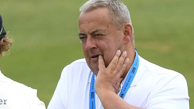 Graham Cowdrey: Former Kent batsman dies aged 56 after short illness ...