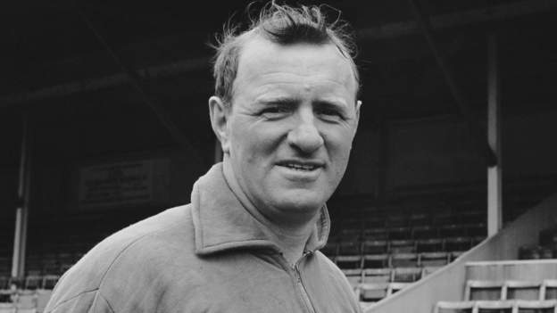 Danny Williams: Swindon Town and Rotherham United legend dies aged 94 ...