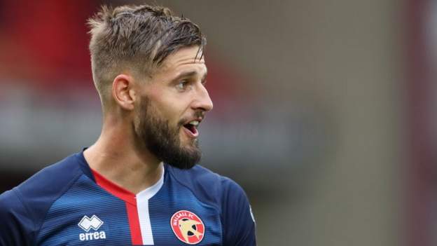 Northampton Town: Defender Jon Guthrie and goalkeeper Jonny Maxted sign ...